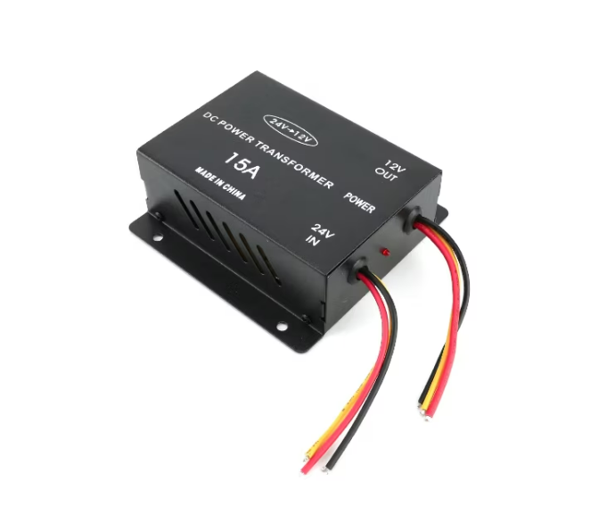 Convertor Auto 15A pentru Tensiune 24V - 12V BricoMall BM-CVR15A